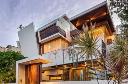 Floating Walls | Crest Architects - ArchiDiaries