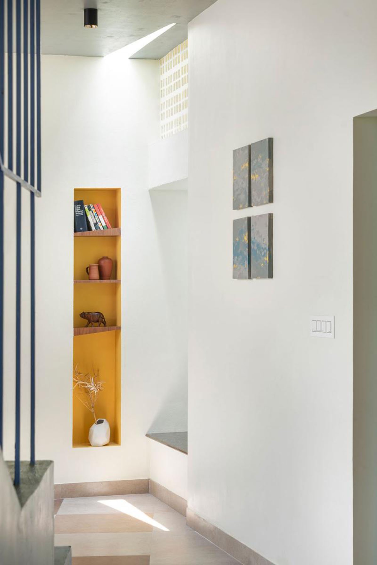 Banyan Tree House | Tales of Design Studio - ArchiDiaries