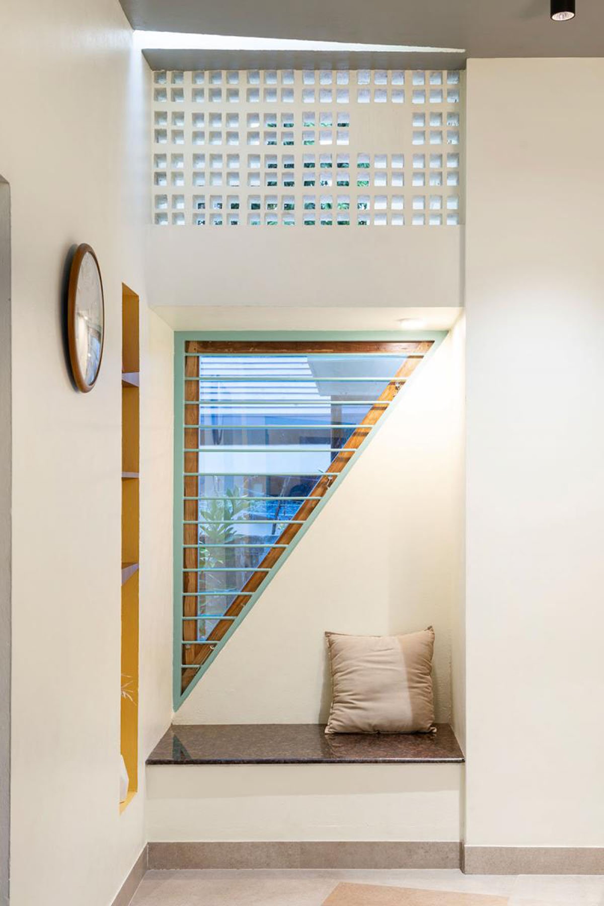 Banyan Tree House | Tales of Design Studio - ArchiDiaries