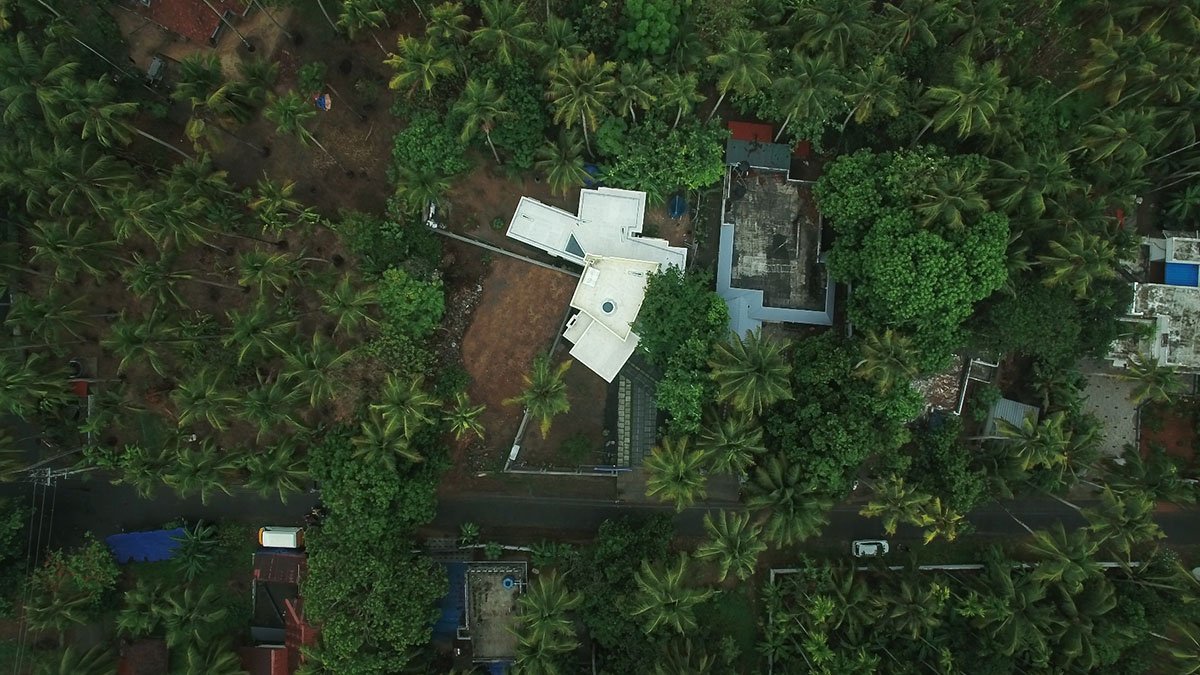 Banyan Tree House | Tales of Design Studio - ArchiDiaries