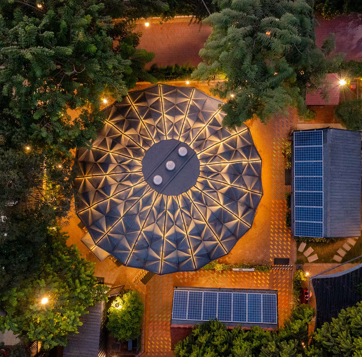 Darwin Bucky | andblack design studio - ArchiDiaries