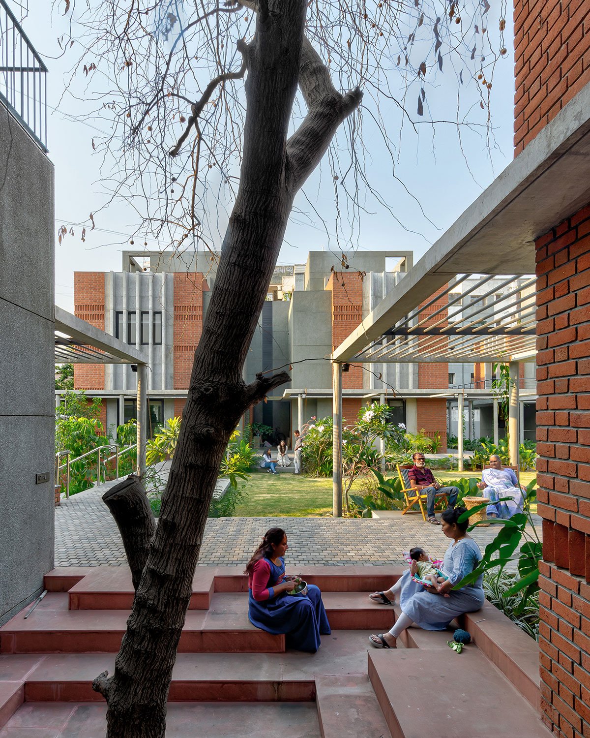 Chitrakut - An Extended Family Cluster- Faliyu | AANGAN Architects ...