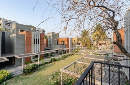 Chitrakut - An Extended Family Cluster- Faliyu | AANGAN Architects ...