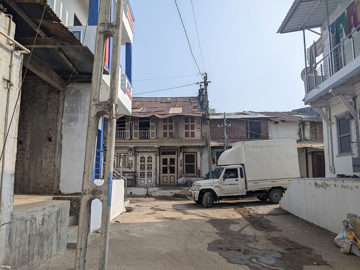 Apdu Gaam nu Ghar | Doro - ArchiDiaries