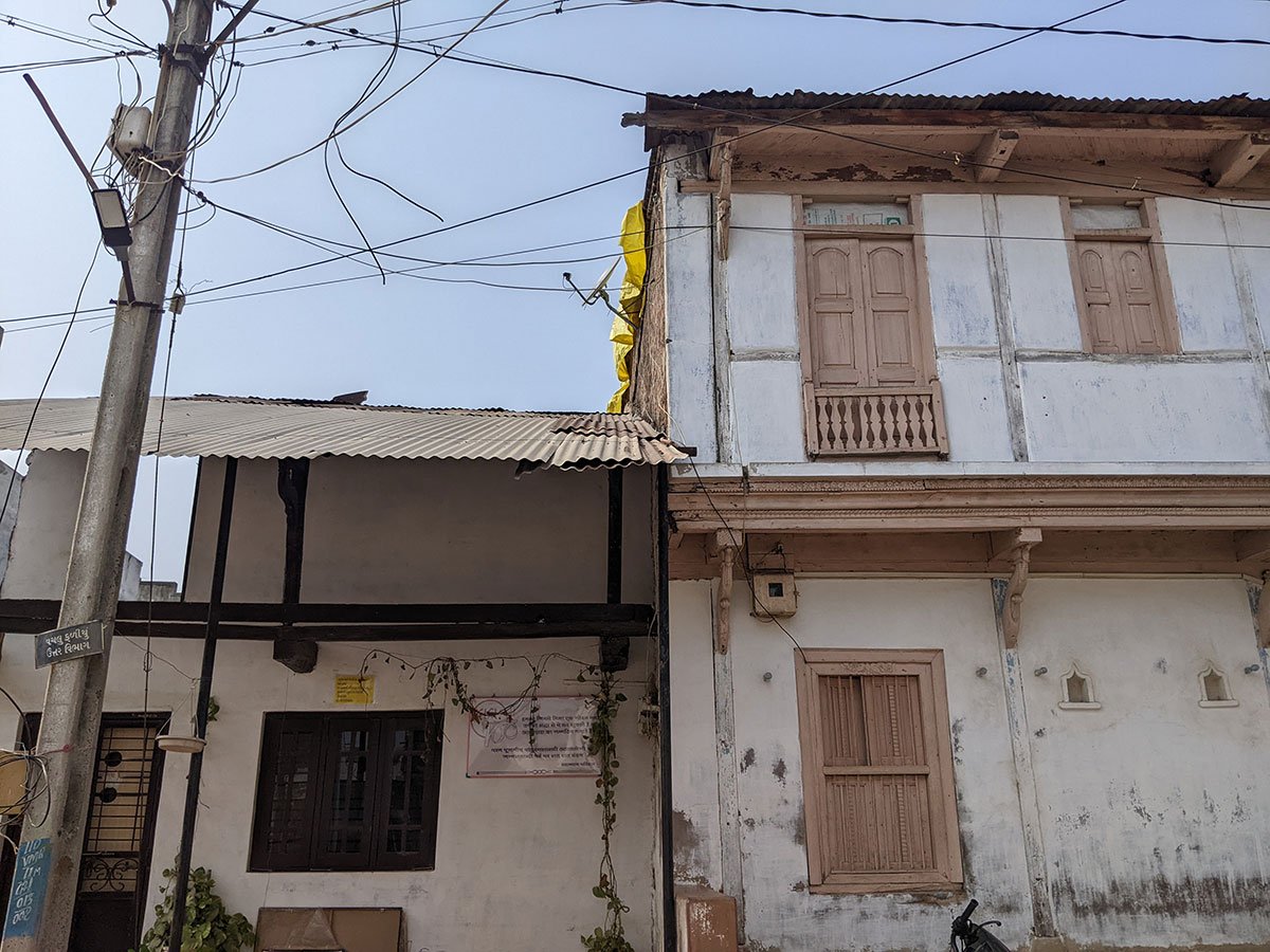 Apdu Gaam nu Ghar | Doro - ArchiDiaries